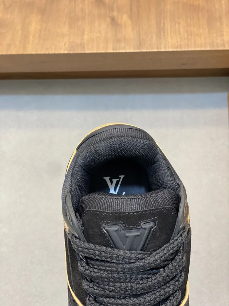 Factory-made Louis Vuitton Trainer Sneaker