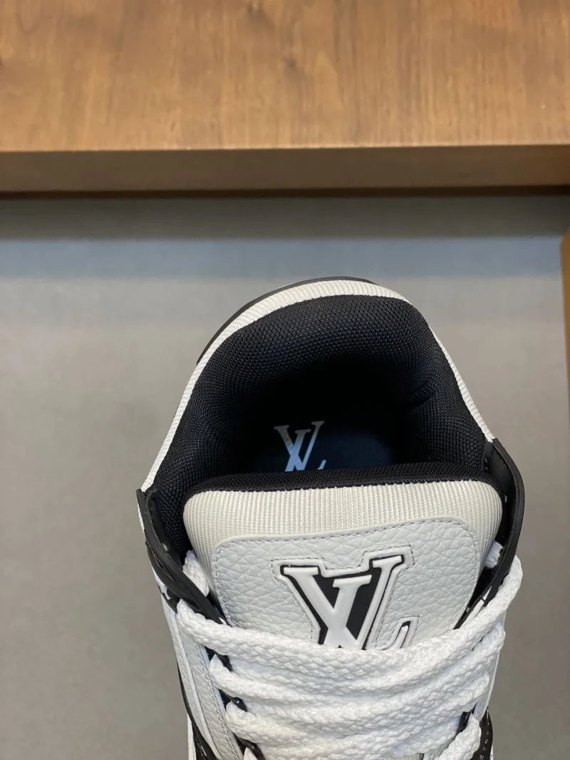 Real Louis Vuitton Trainer Sneaker