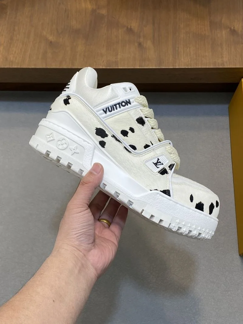 Bargain Louis Vuitton Trainer Sneaker