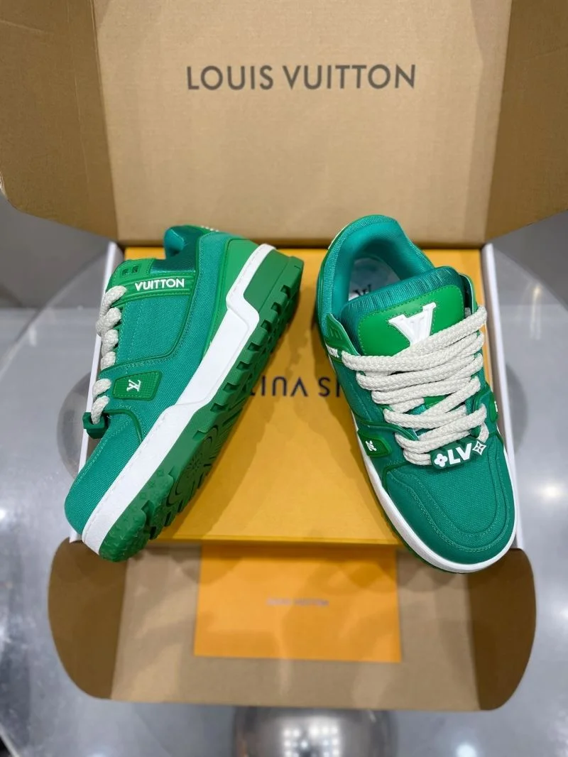 Bargain Louis Vuitton Trainer Sneaker