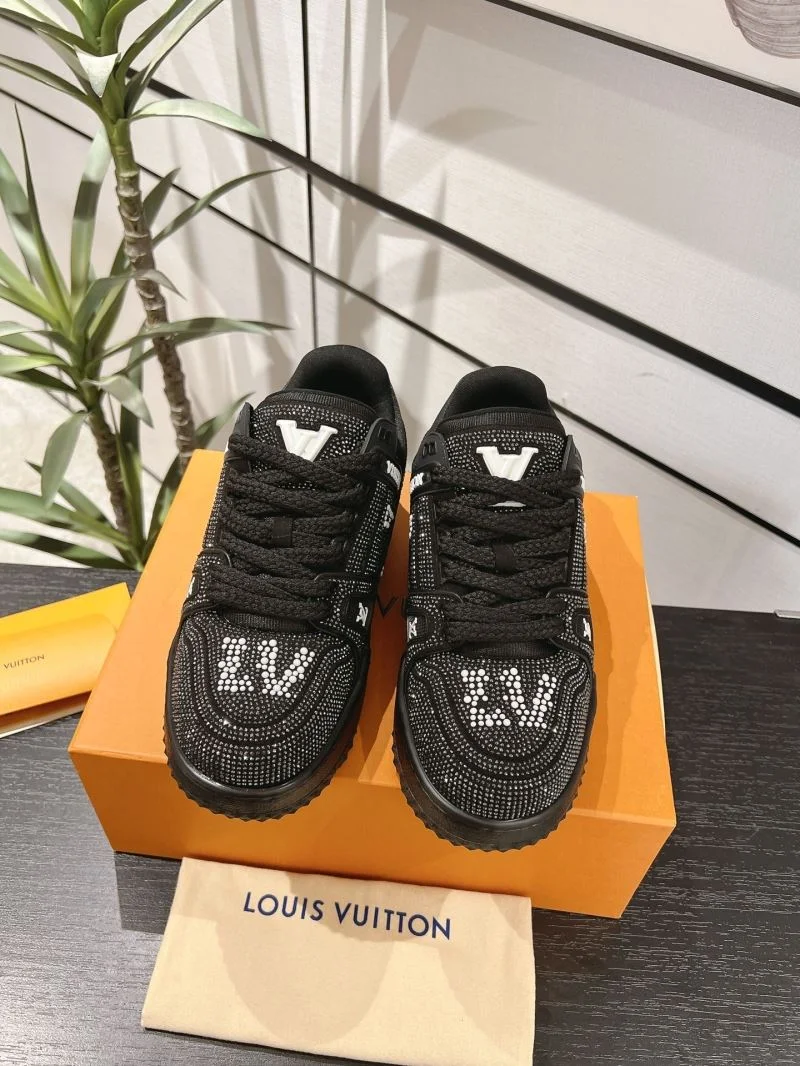 Economical Louis Vuitton Trainer Sneaker