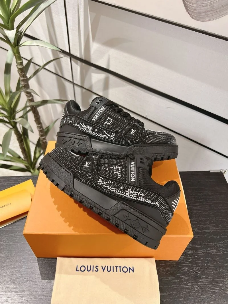 Economical Louis Vuitton Trainer Sneaker
