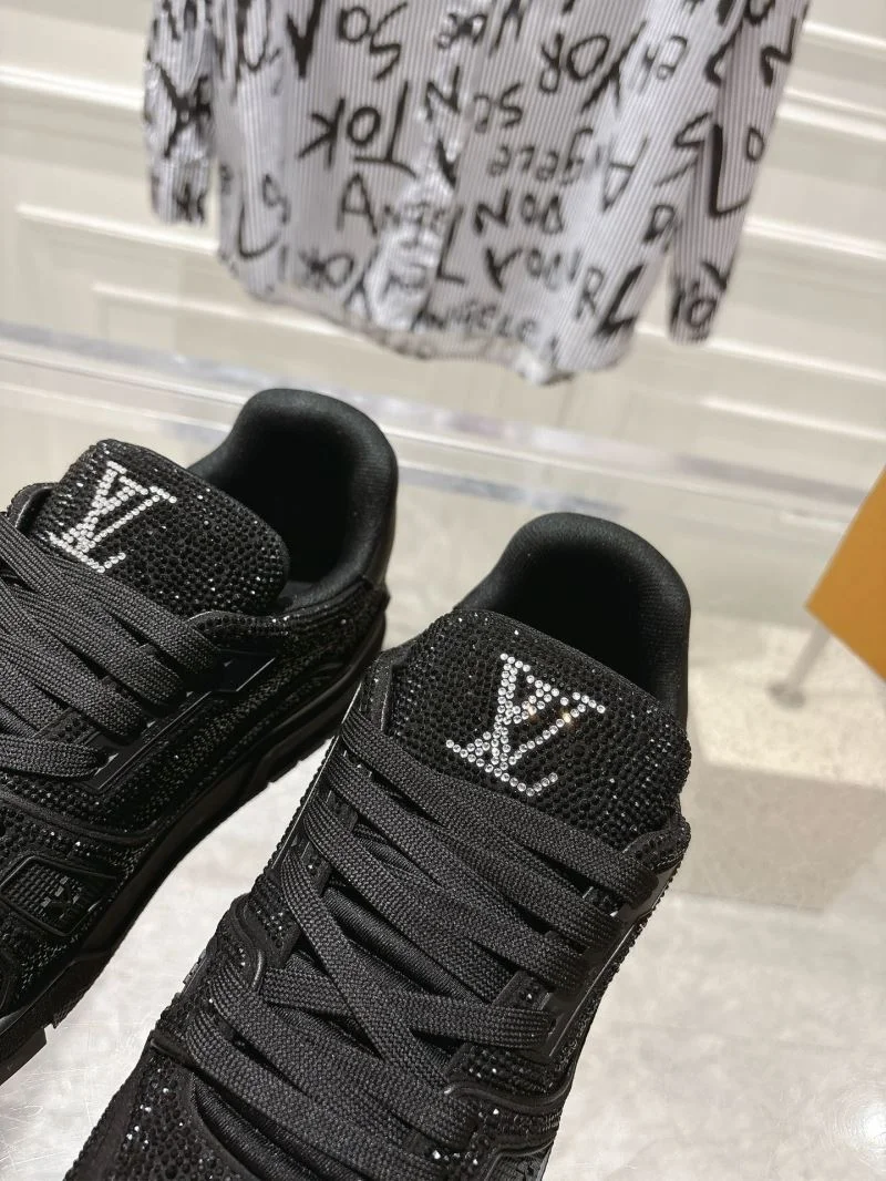 Exact replica Louis Vuitton Trainer Sneaker