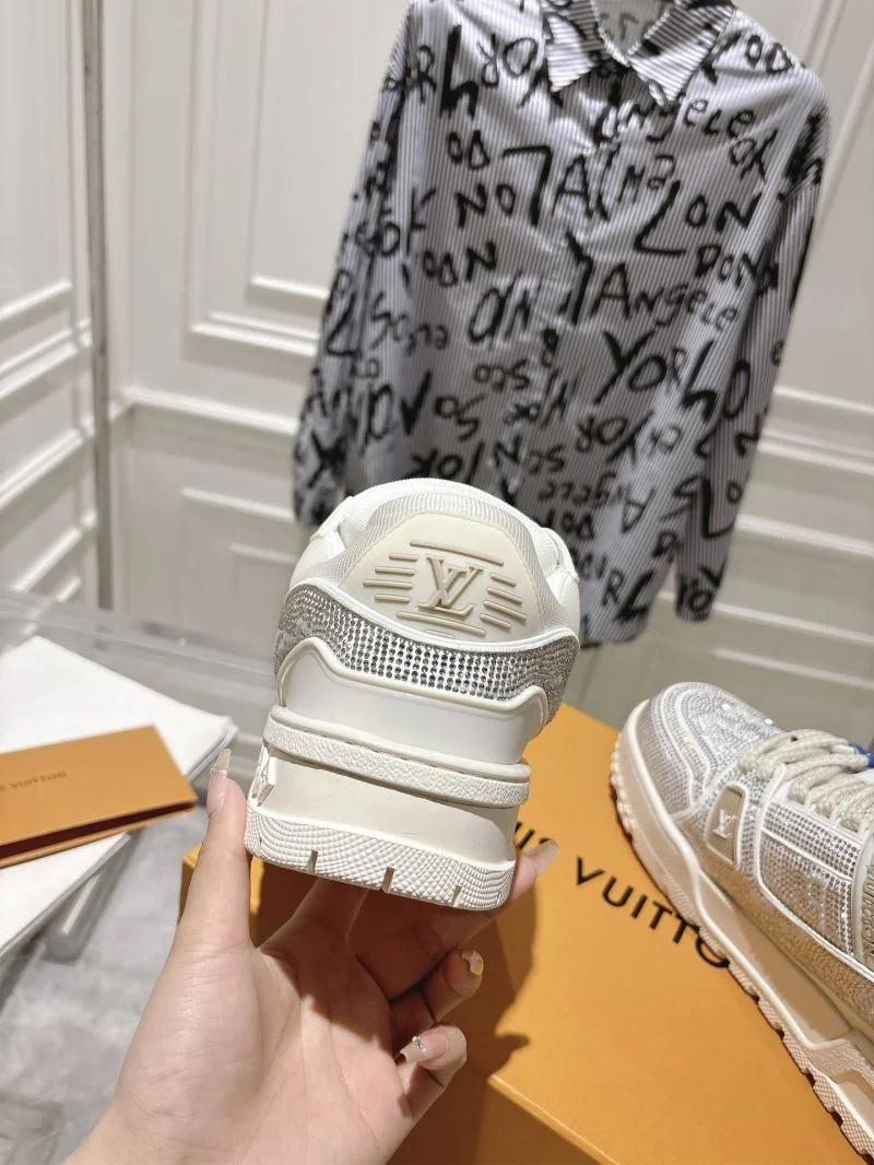 Authentic Louis Vuitton Trainer Sneaker