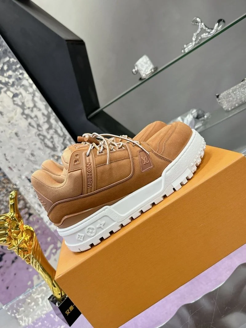 Perfect replica Louis Vuitton Trainer Sneaker