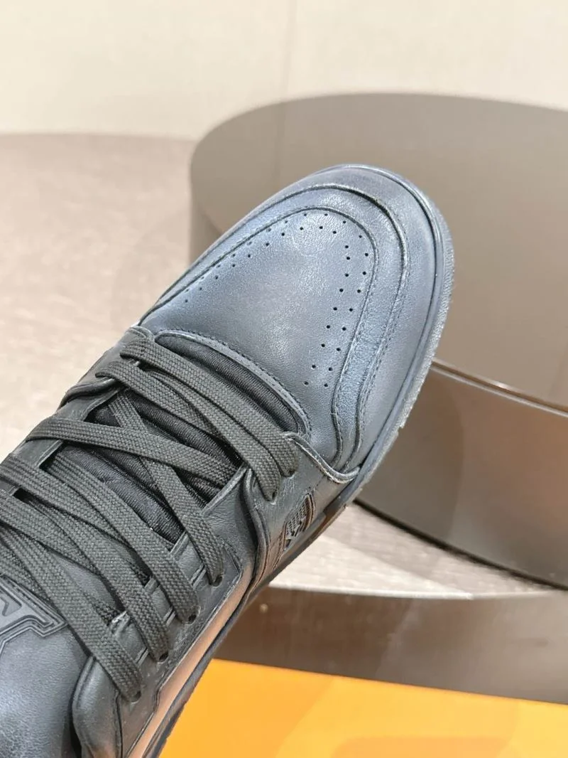 Real Louis Vuitton Trainer Sneaker