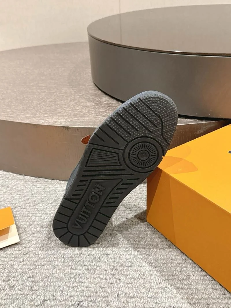 Real Louis Vuitton Trainer Sneaker