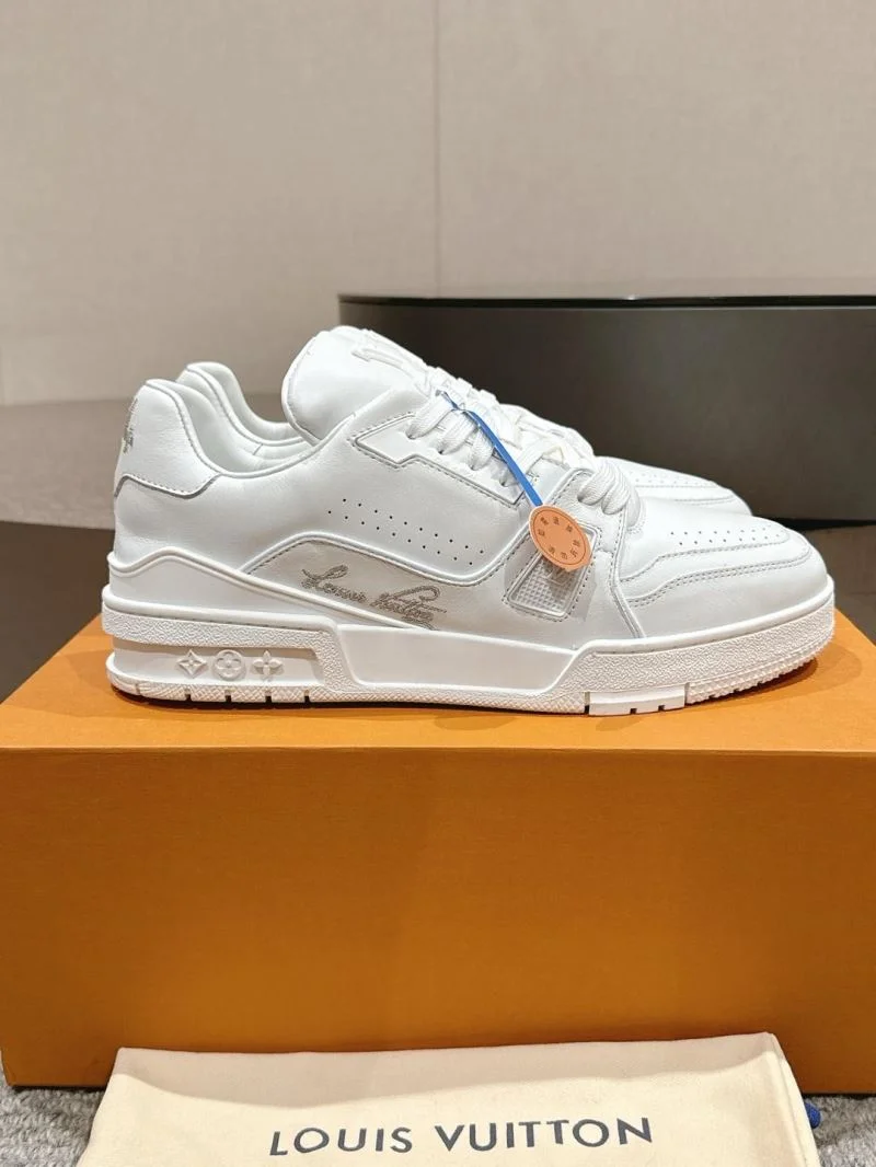 Economical Louis Vuitton Trainer Sneaker