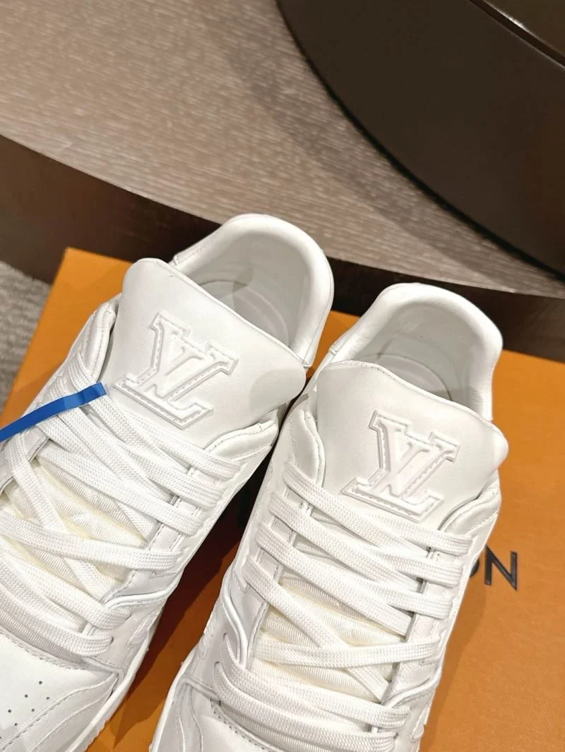 Economical Louis Vuitton Trainer Sneaker
