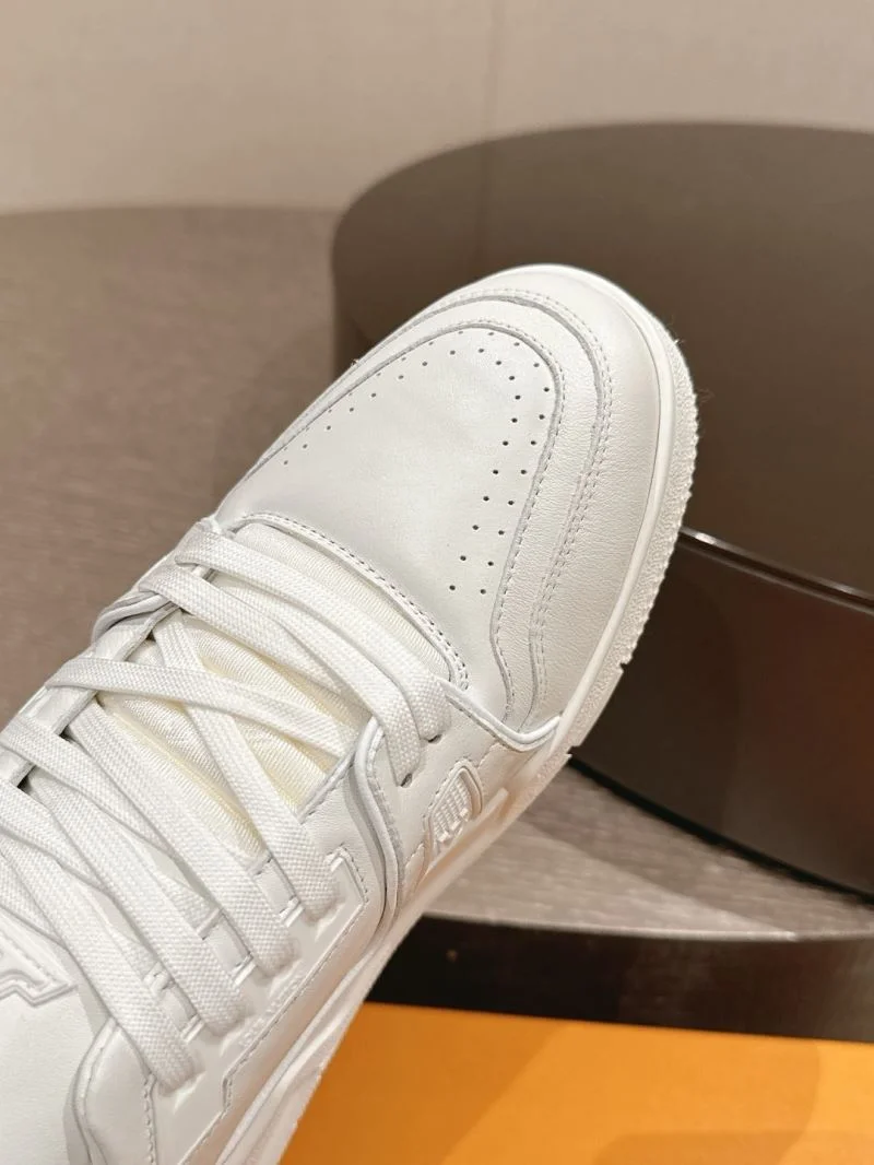 Economical Louis Vuitton Trainer Sneaker