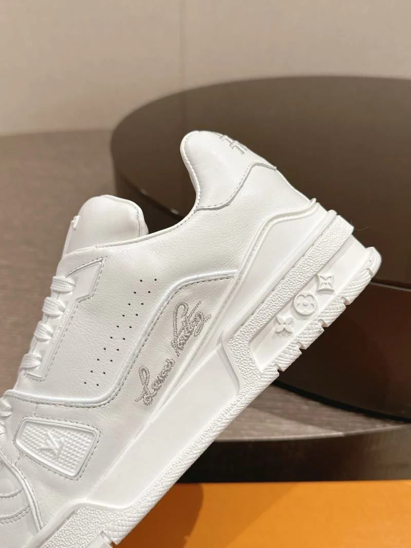 Economical Louis Vuitton Trainer Sneaker