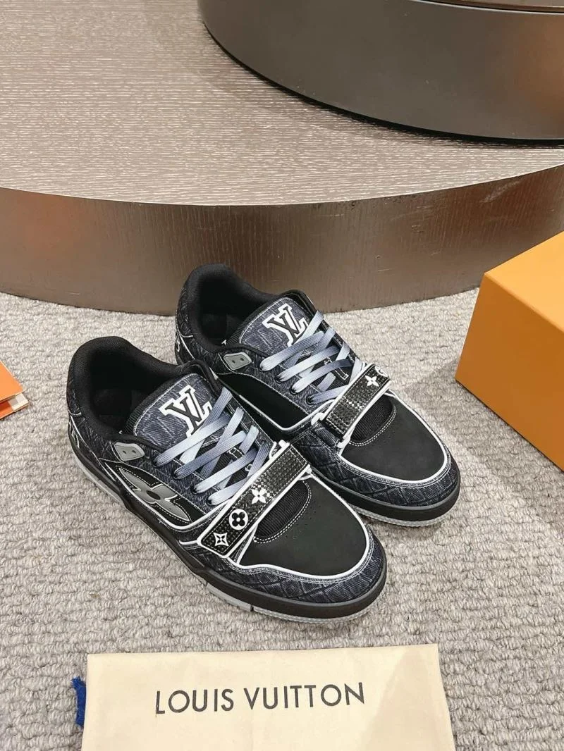 Reasonably priced Louis Vuitton Trainer Sneaker