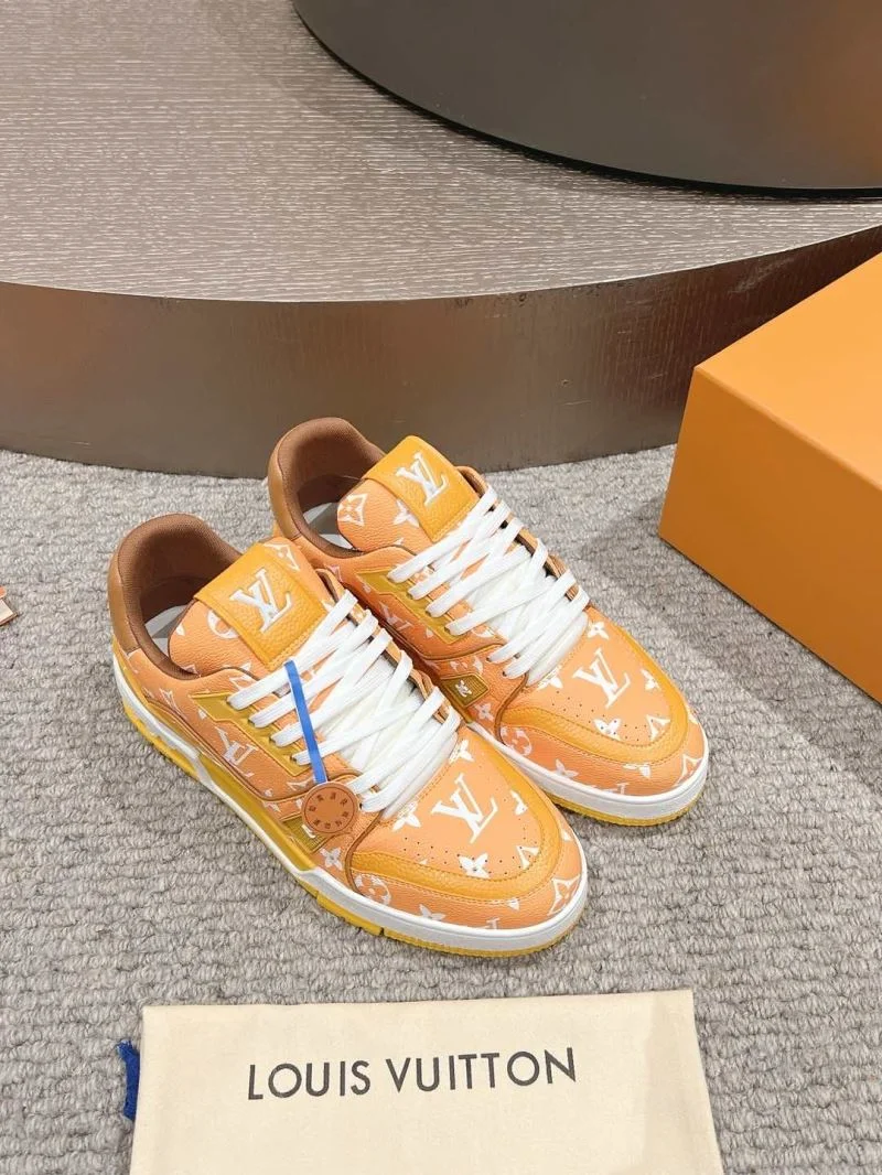 Exact replica Louis Vuitton Trainer Sneaker