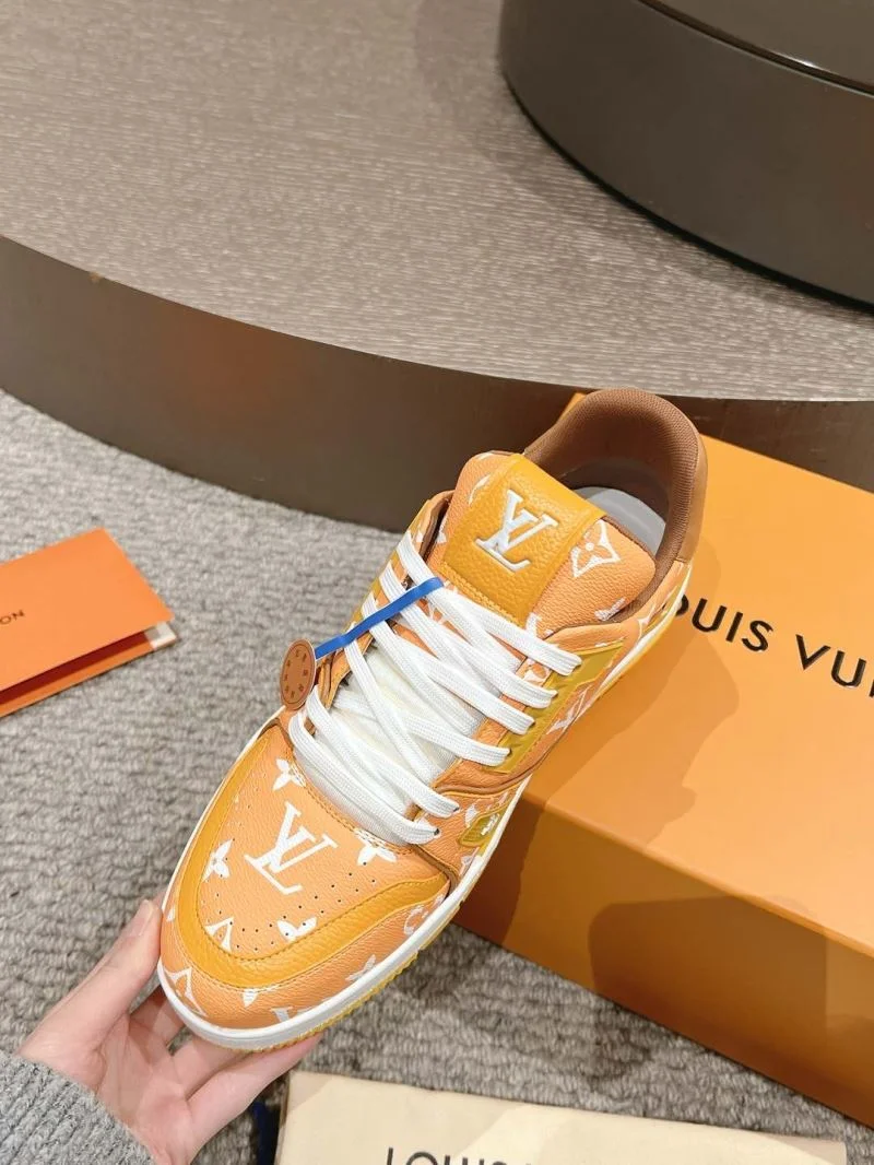 Exact replica Louis Vuitton Trainer Sneaker
