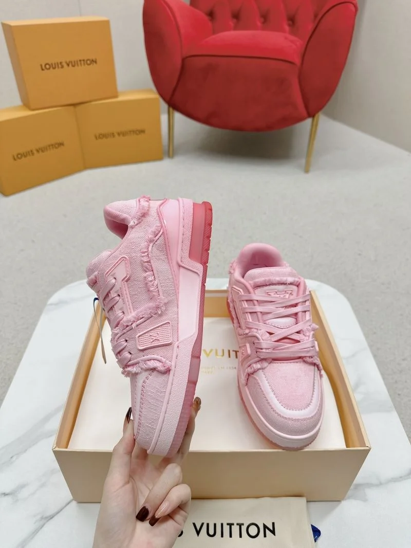 Economical Louis Vuitton Trainer Sneaker