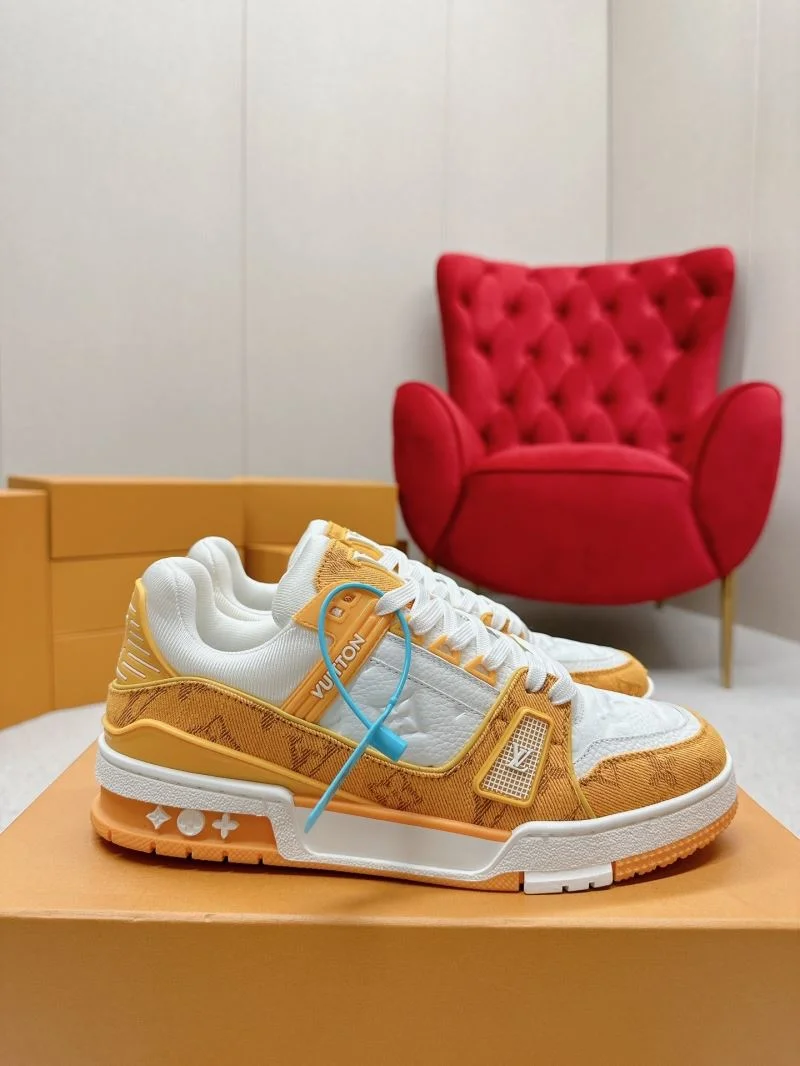 Exact replica Louis Vuitton Trainer Sneaker