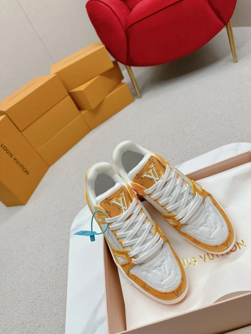 Exact replica Louis Vuitton Trainer Sneaker