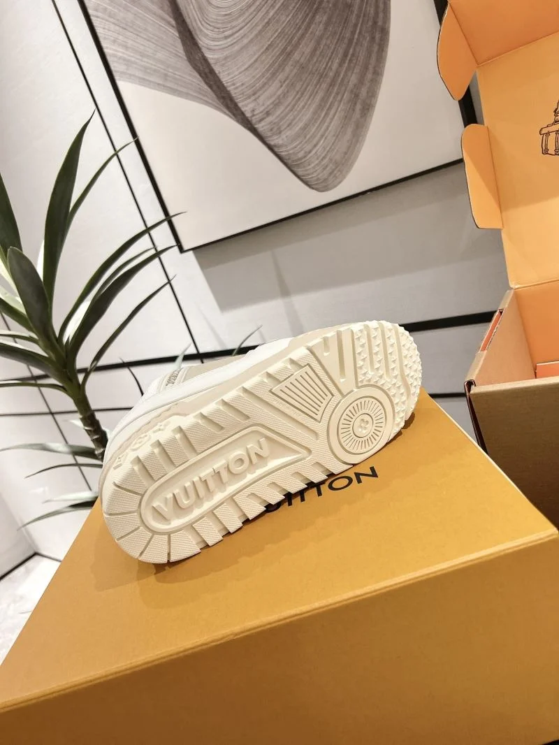 Inexpensive Louis Vuitton Trainer Sneaker