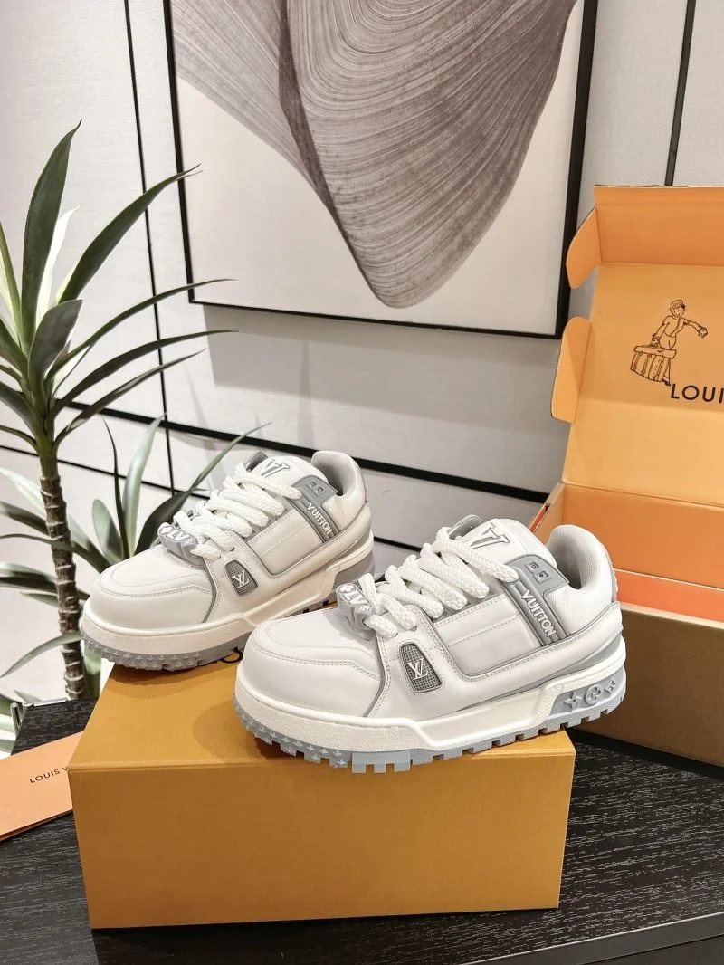 Economical Louis Vuitton Trainer Sneaker
