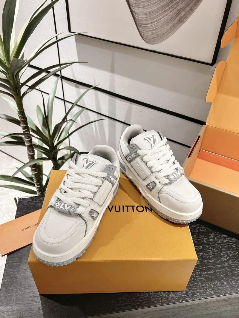 Economical Louis Vuitton Trainer Sneaker