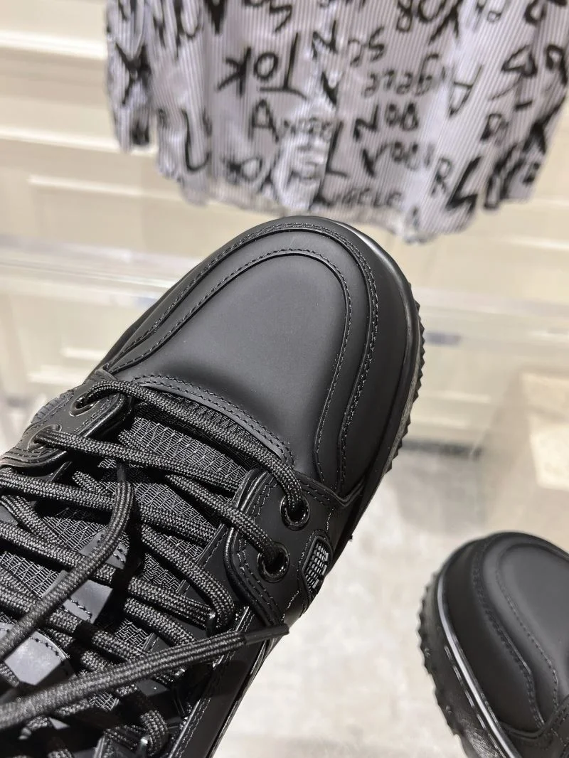 Original Louis Vuitton Trainer Sneaker
