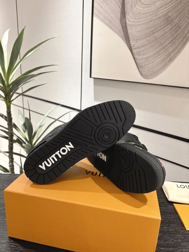 Factory-made Louis Vuitton Trainer Sneaker