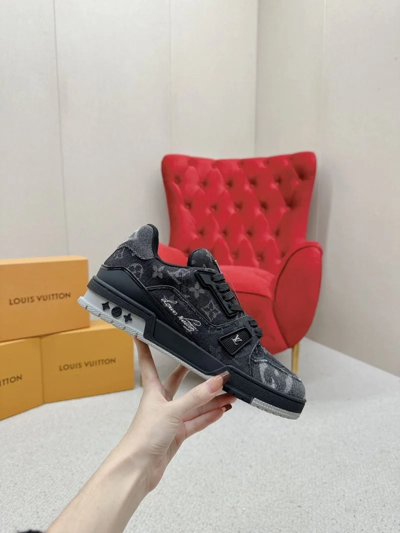 Real Louis Vuitton Trainer Sneaker