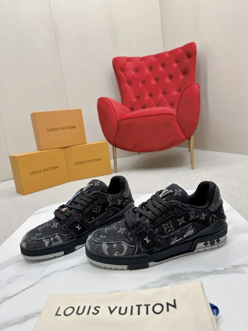 Real Louis Vuitton Trainer Sneaker