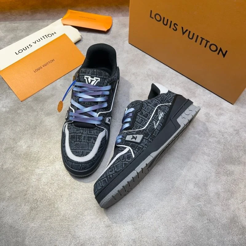 Brand-authenticated Louis Vuitton Trainer Sneaker