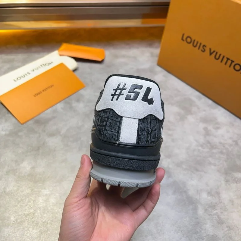 Brand-authenticated Louis Vuitton Trainer Sneaker