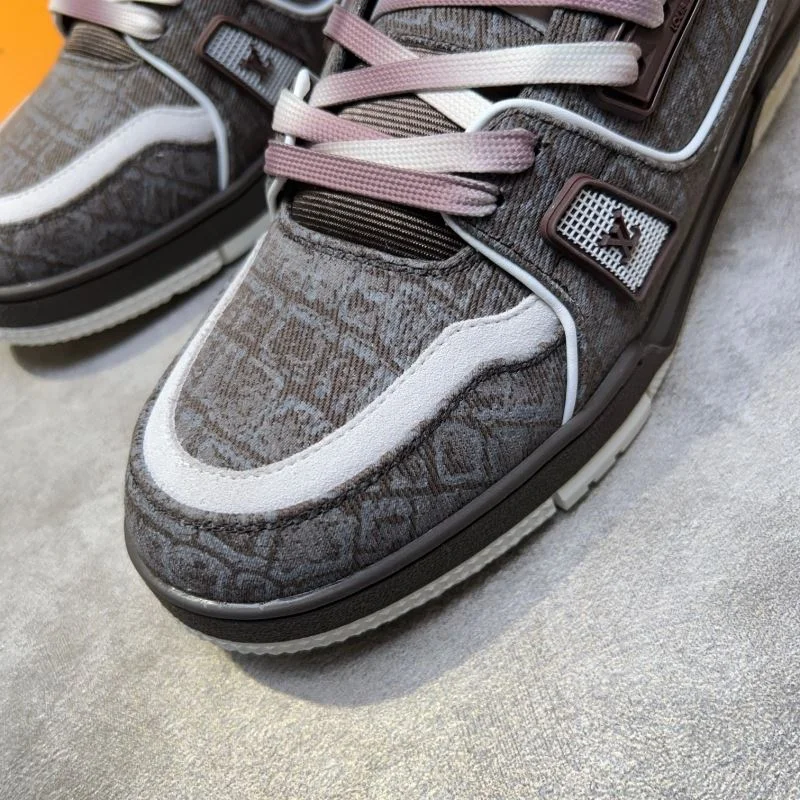 OEM Louis Vuitton Trainer Sneaker
