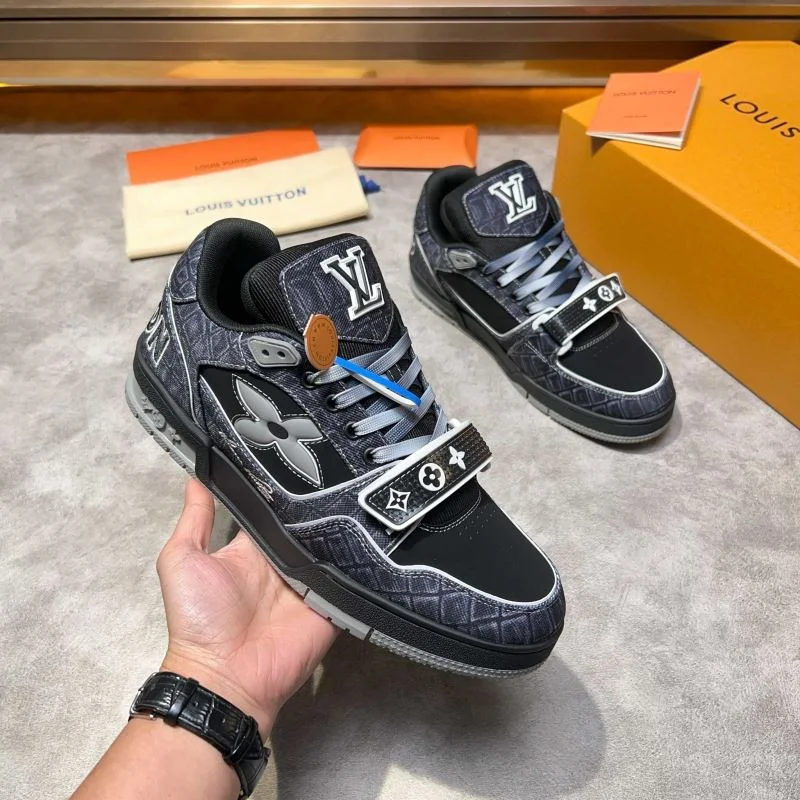Bargain Louis Vuitton Trainer Sneaker