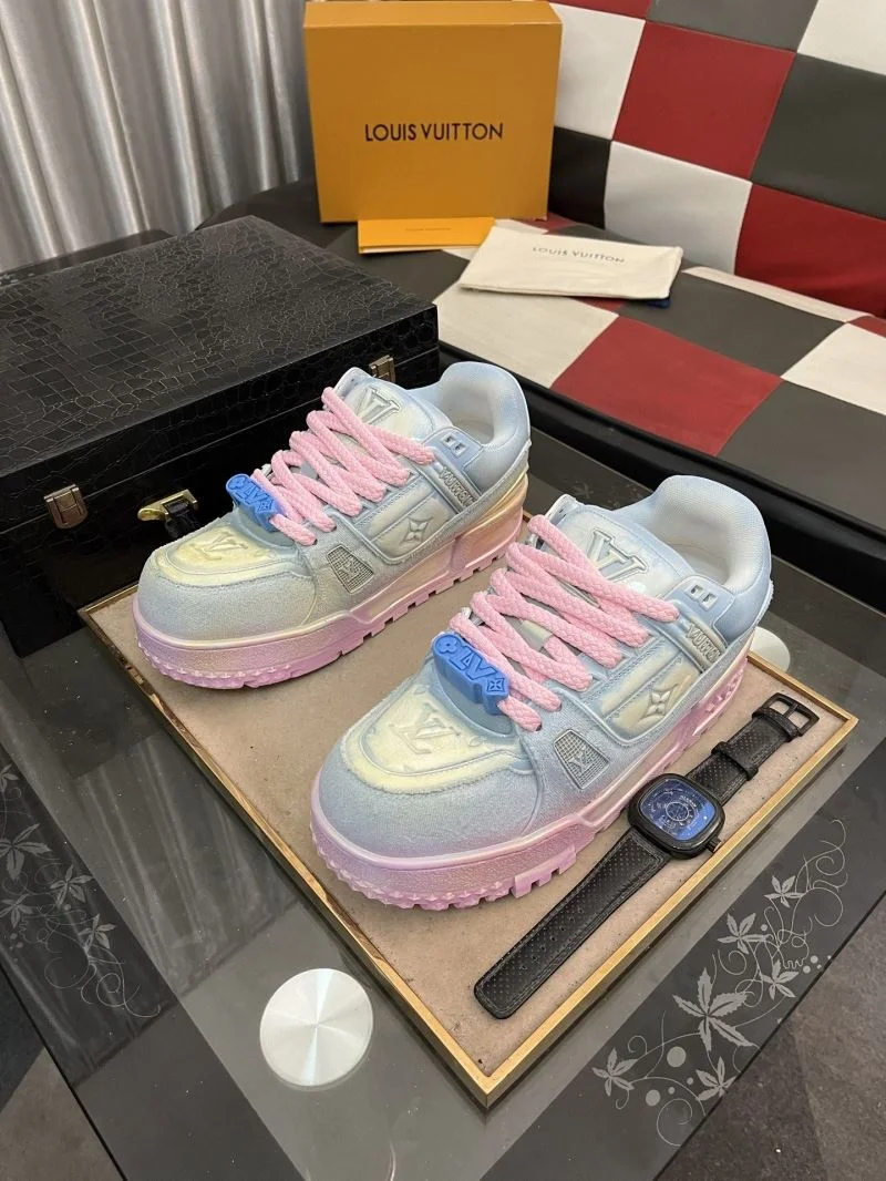 Exact replica Louis Vuitton Trainer Sneaker