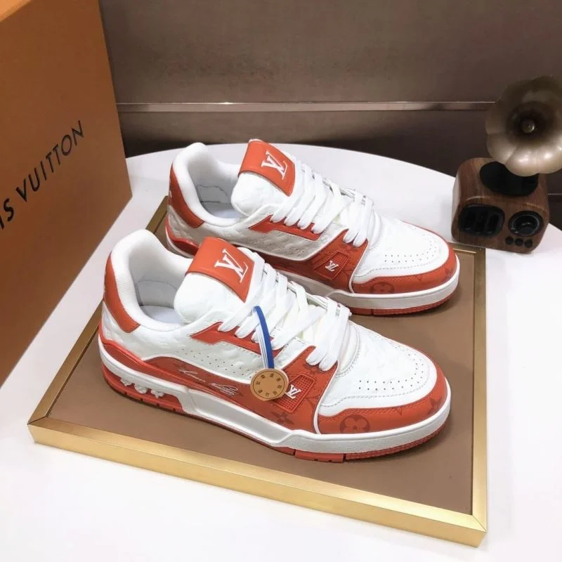 Exact replica Louis Vuitton Trainer Sneaker