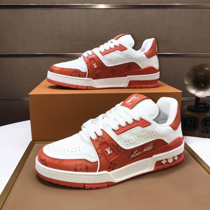 Exact replica Louis Vuitton Trainer Sneaker