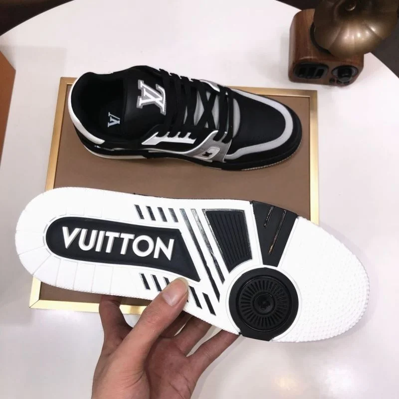 Real Louis Vuitton Trainer Sneaker