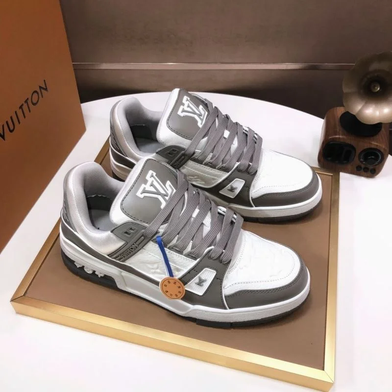 Economical Louis Vuitton Trainer Sneaker