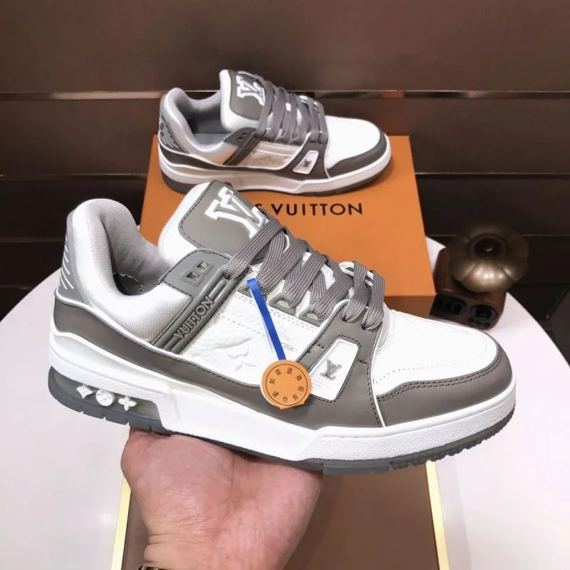Economical Louis Vuitton Trainer Sneaker