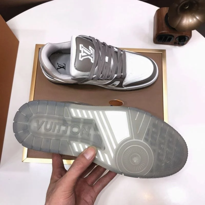 Economical Louis Vuitton Trainer Sneaker