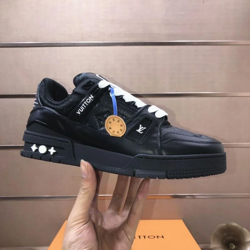 Official Louis Vuitton Trainer Sneaker