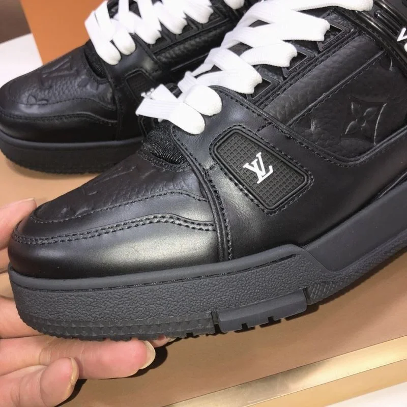 Official Louis Vuitton Trainer Sneaker