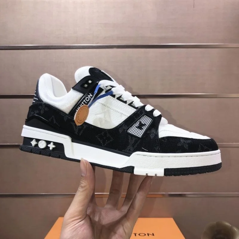 Perfect replica Louis Vuitton Trainer Sneaker