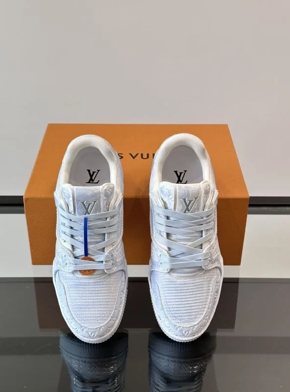 Economical Louis Vuitton Trainer Sneaker
