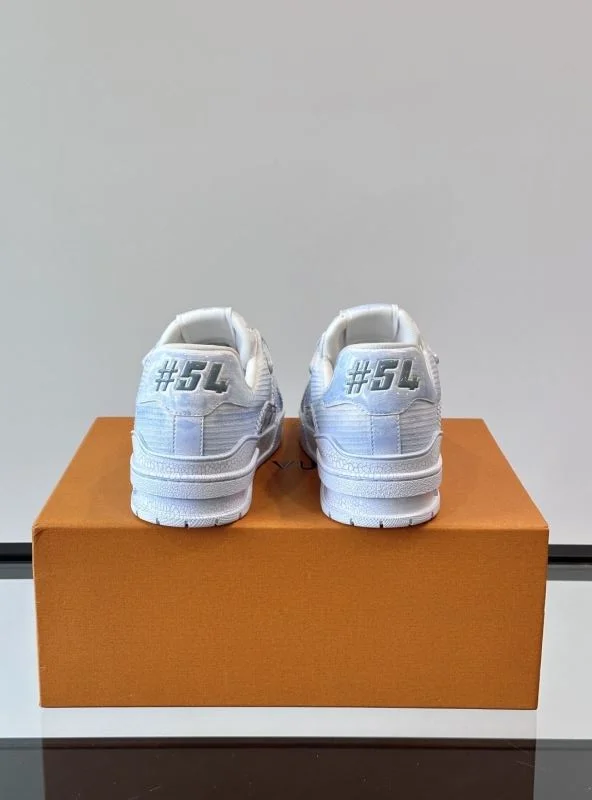 Economical Louis Vuitton Trainer Sneaker