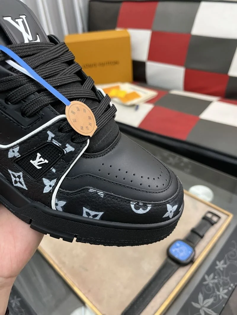 1:1 copy Louis Vuitton Trainer Sneaker