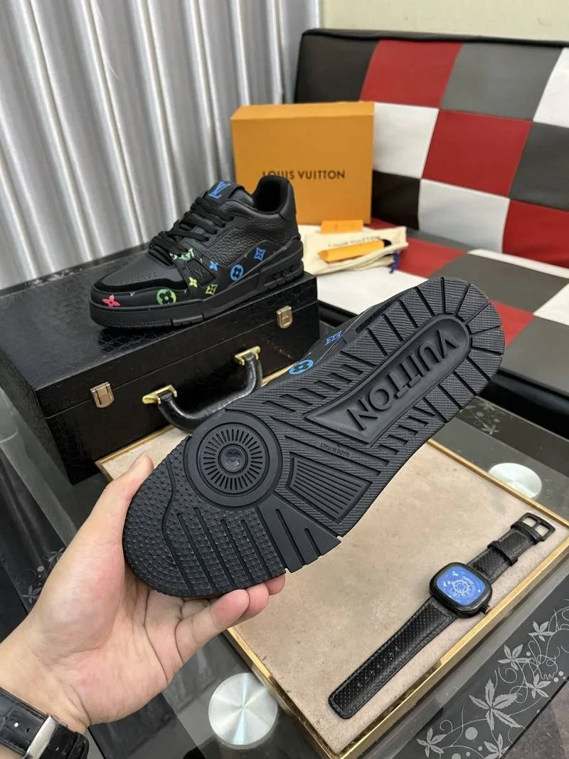 Brand-authenticated Louis Vuitton Trainer Sneaker