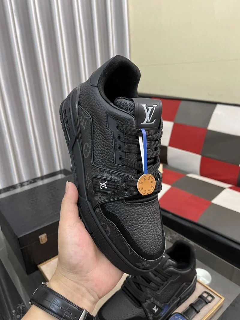 Factory-made Louis Vuitton Trainer Sneaker