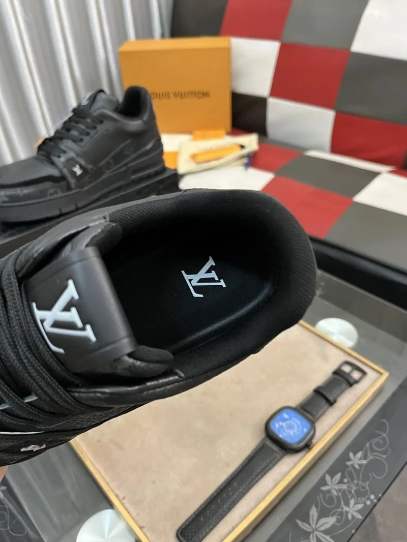 Factory-made Louis Vuitton Trainer Sneaker