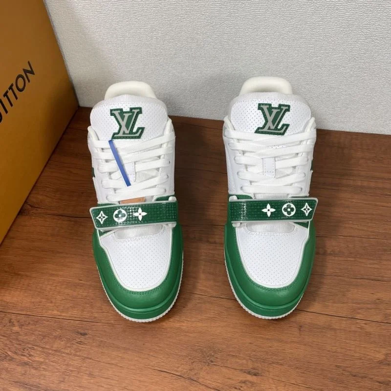 Exact replica Louis Vuitton Trainer Sneaker