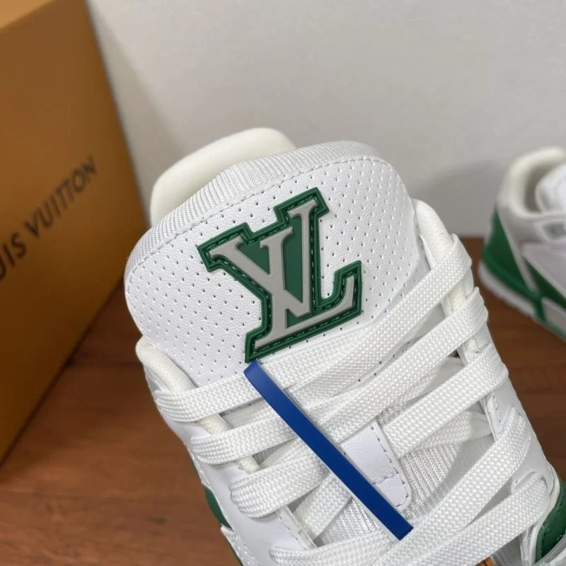 Exact replica Louis Vuitton Trainer Sneaker